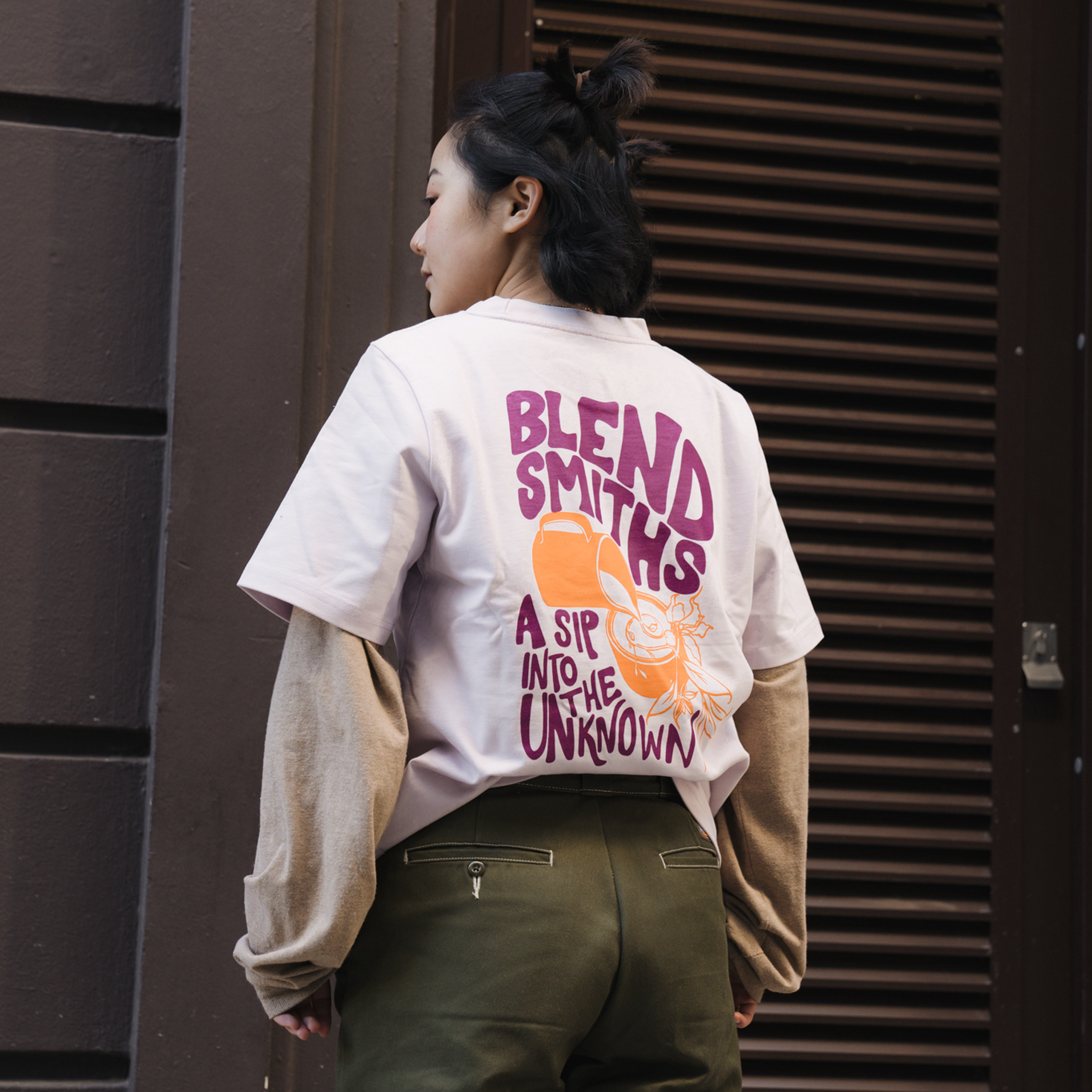 Women's Heavy T-Shirt - A Sip Into The Unknown – Blendsmiths